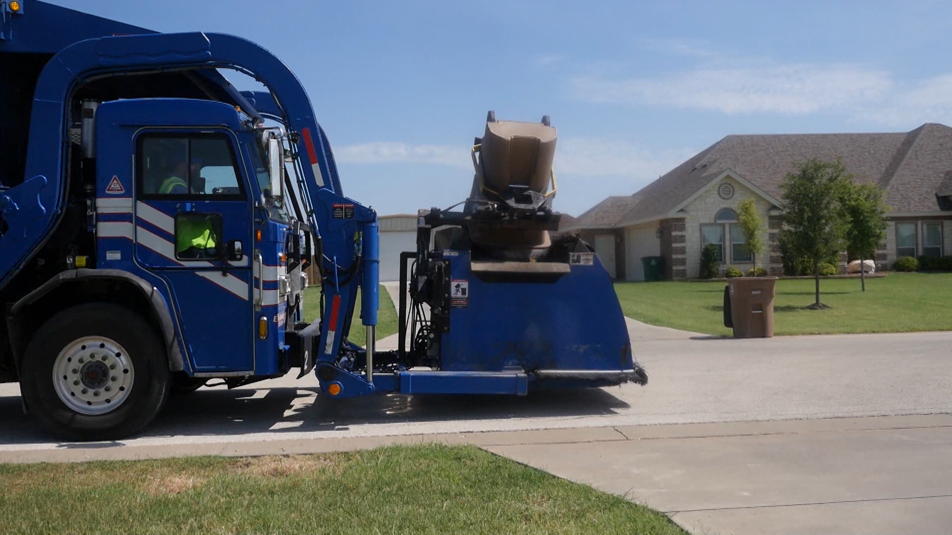 City of San Angelo Conducting Another Survey on Trash Services ...